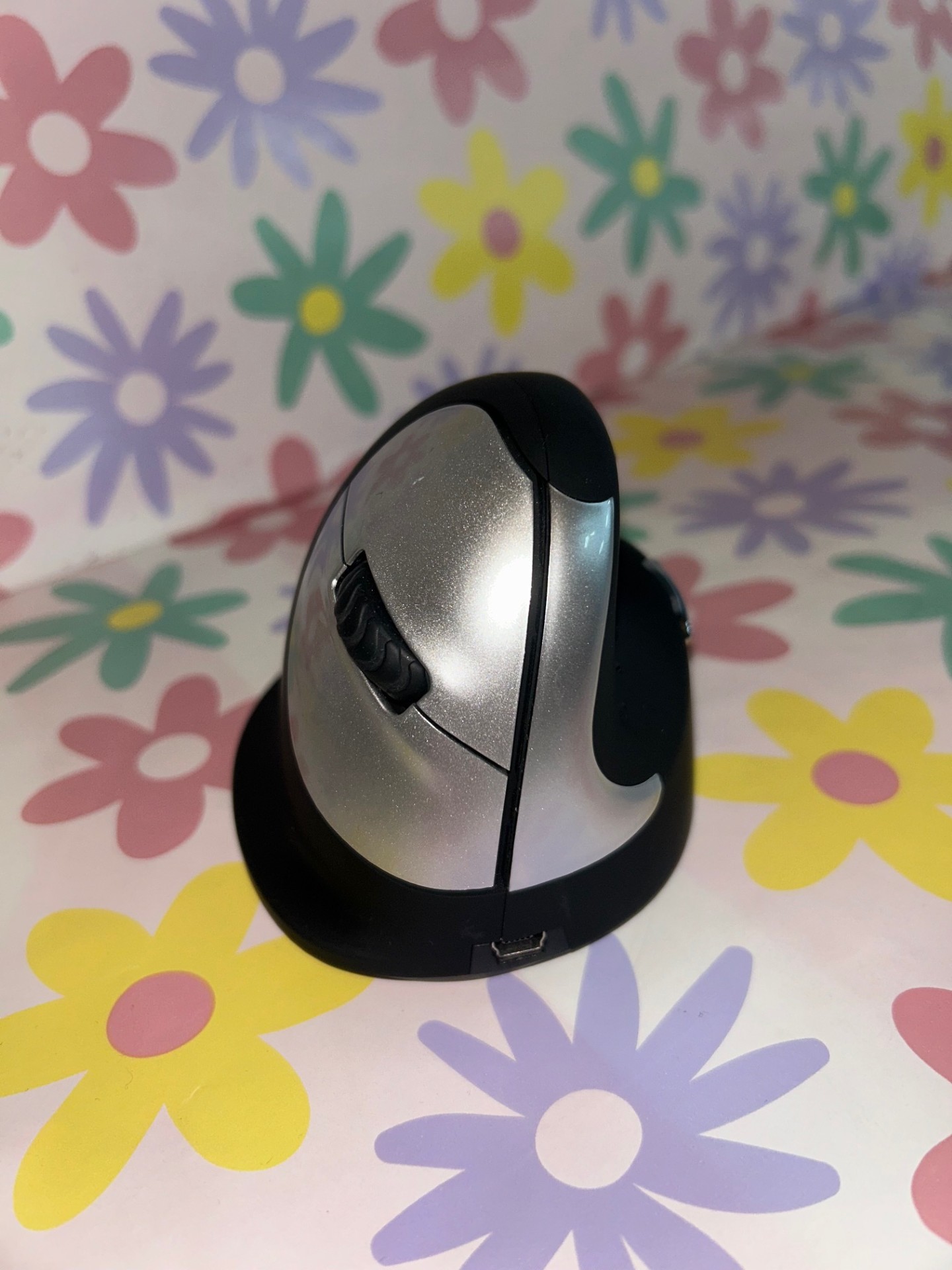 Pre-owned UNBRANDED MOUSE - Own4Less